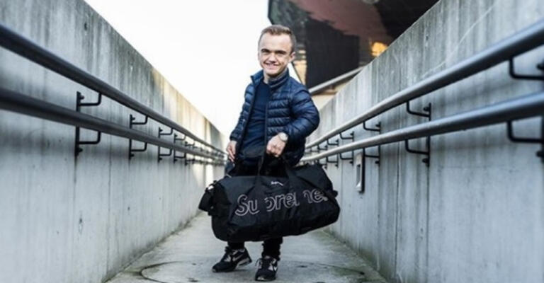 Mini Majk pokazuje swoje treningi, na których daje z siebie wszystko ...