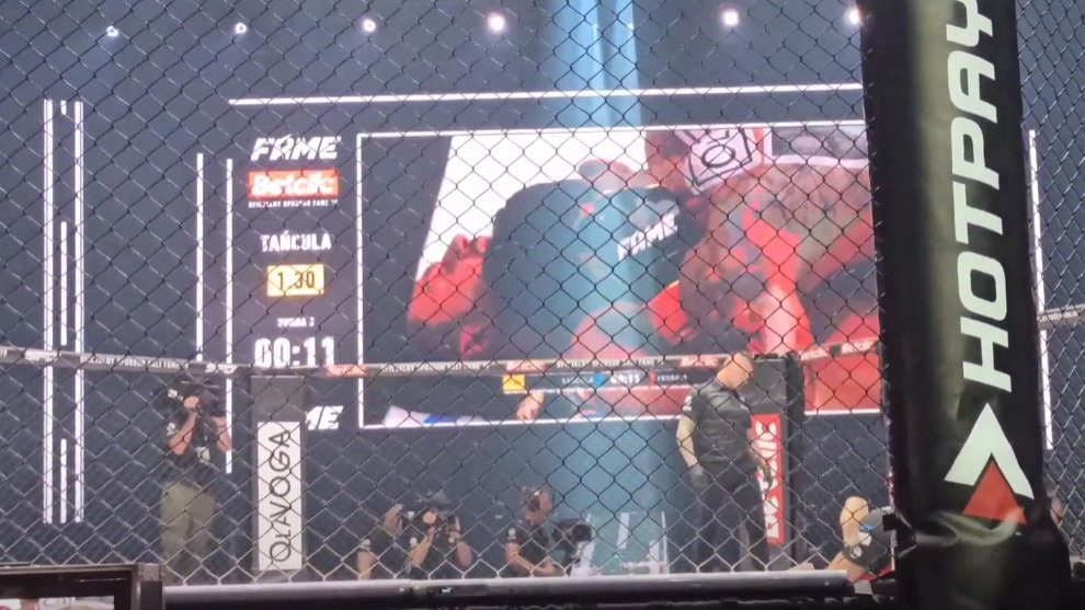 Takie zdjęcie widniało na wytycznych dla obsługi Fame MMA. "Joker ...
