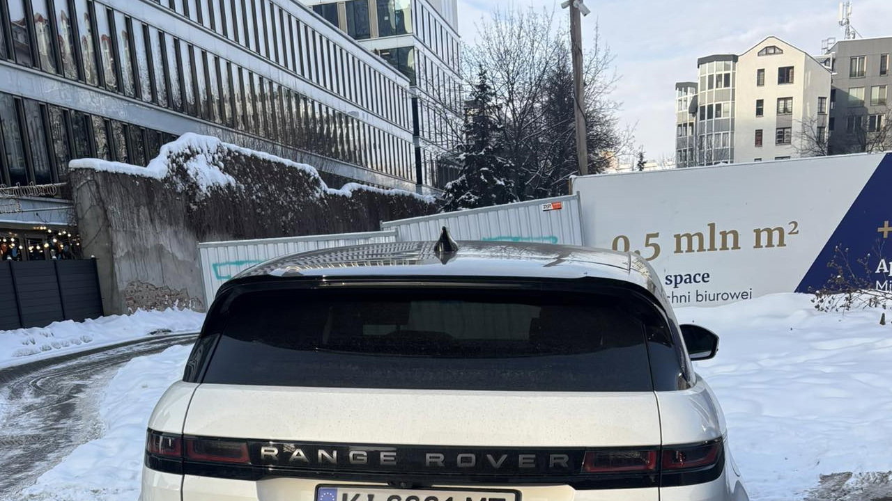 Range Rover z wyjątkowymi ukraińskimi tablicami rejestracyjnymi na ...